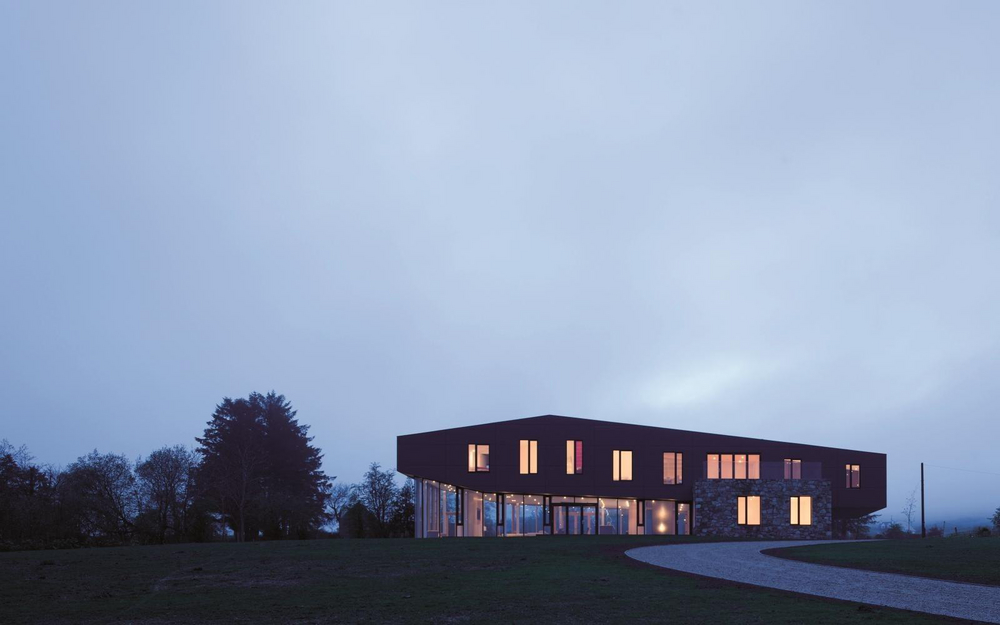 Dolmen House, Donegal, Ireland - EQUITONE