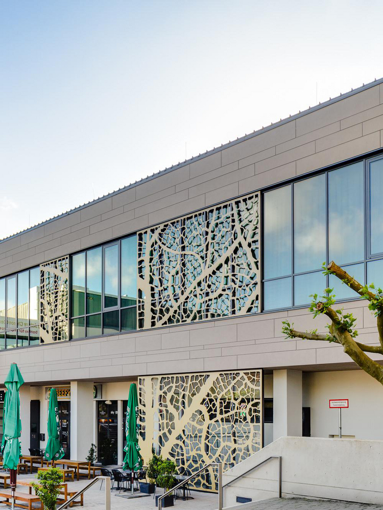 Ратуша, Хофхайм - EQUITONE