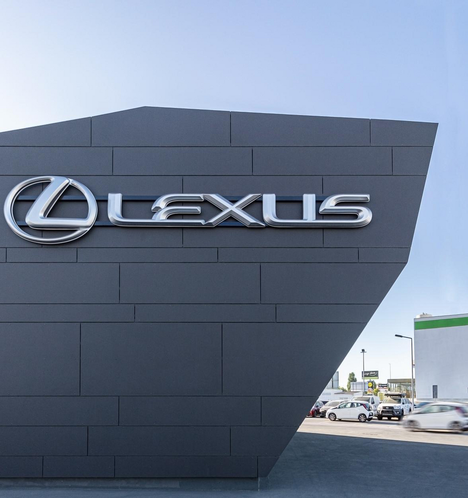 Stand Lexus - EQUITONE