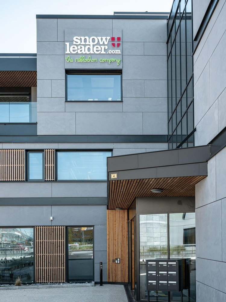 Snowleader à Annecy - EQUITONE